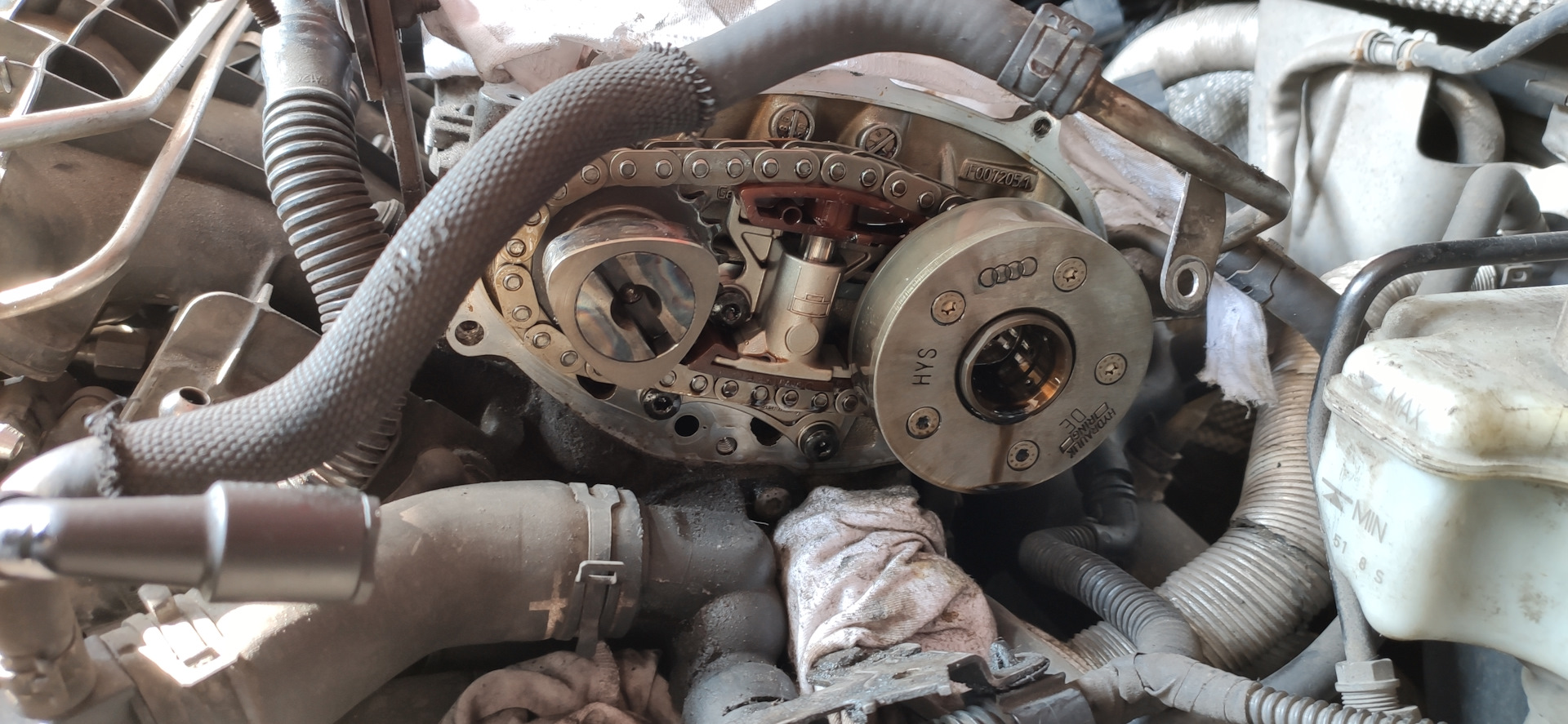 Межвальная цепь и натяжитель — SEAT Leon FR (Mk2), 2 л, 2008 года ...