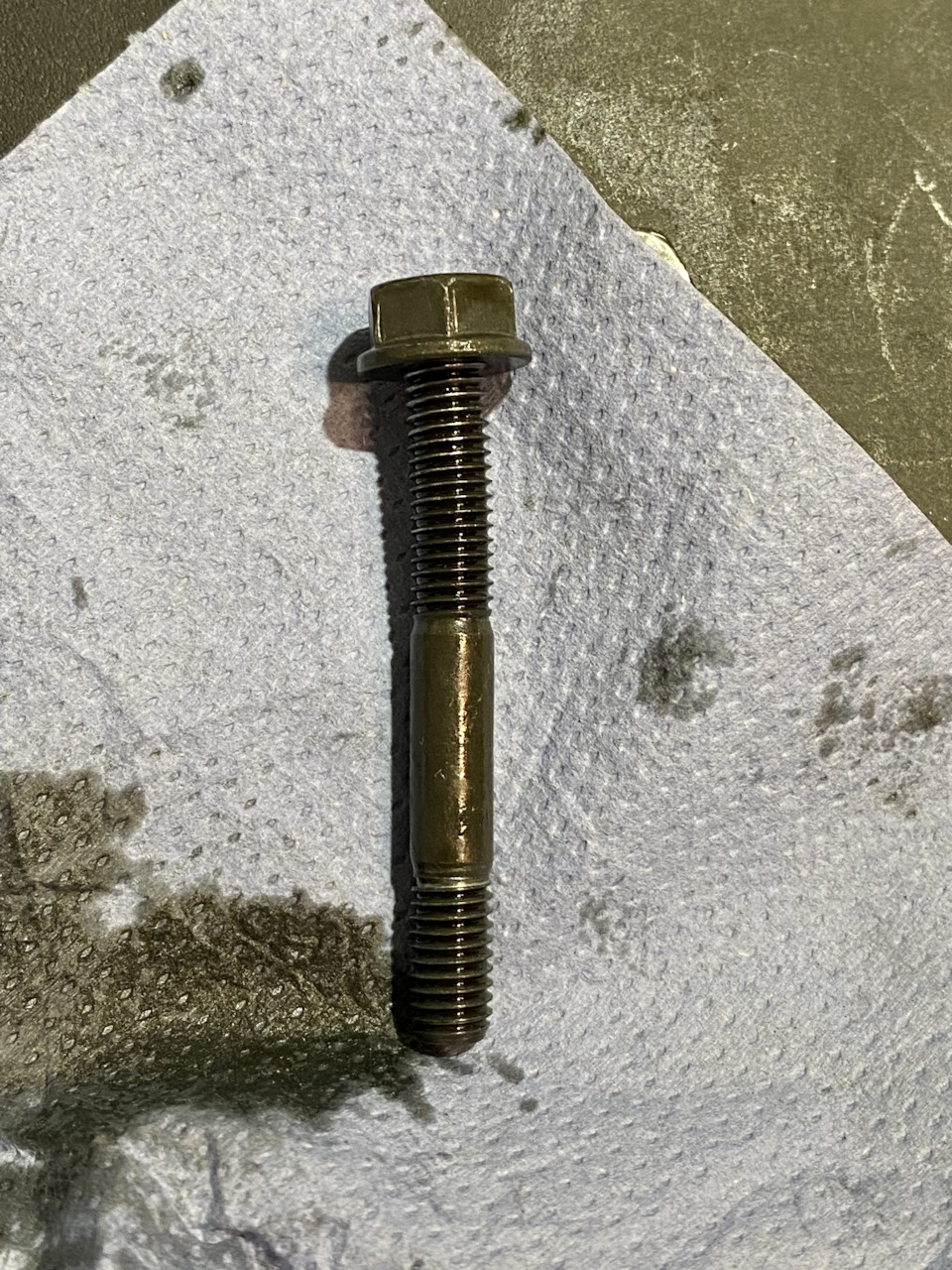 Обслуживание форсунок — Audi Q7 (1G), 3 л, 2008 года | своими руками ...