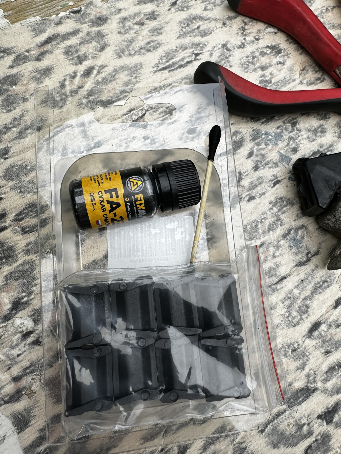 Ремонт ограничителей дверей — Mazda 2 (3G), 1,5 л, 2008 года | своими ...