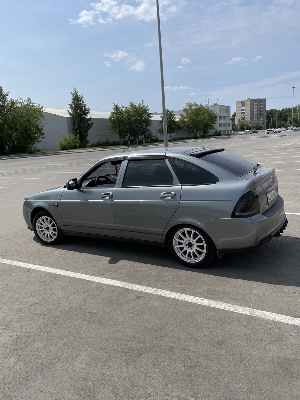 Диффузор заднего бампера. — Lada Приора хэтчбек, 1,6 л, 2011 года ...
