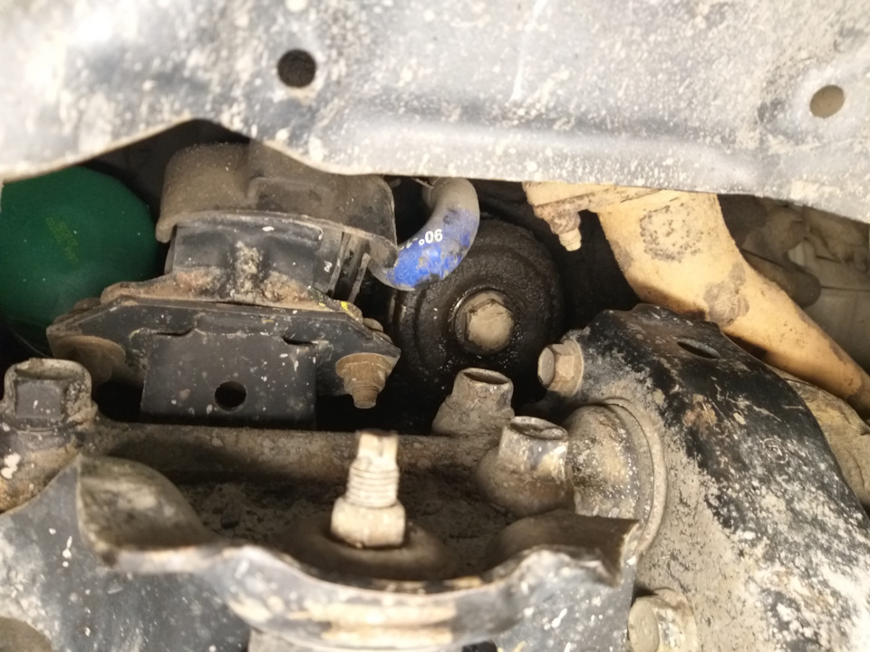 Маслоохладитель — Toyota Hilux Surf (2G), 3 л, 1993 года | расходники ...