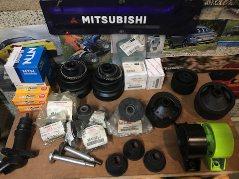 MR403464 Сайлентблок Mitsubishi | Запчасти на DRIVE2