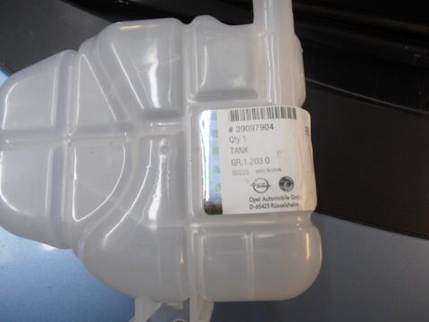 39097904 Расширительный бачек радиатора GM | Запчасти на DRIVE2