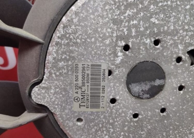 Вентилятор охлаждения 850w на W211, от W220 5.5 AMG — Mercedes-Benz E ...