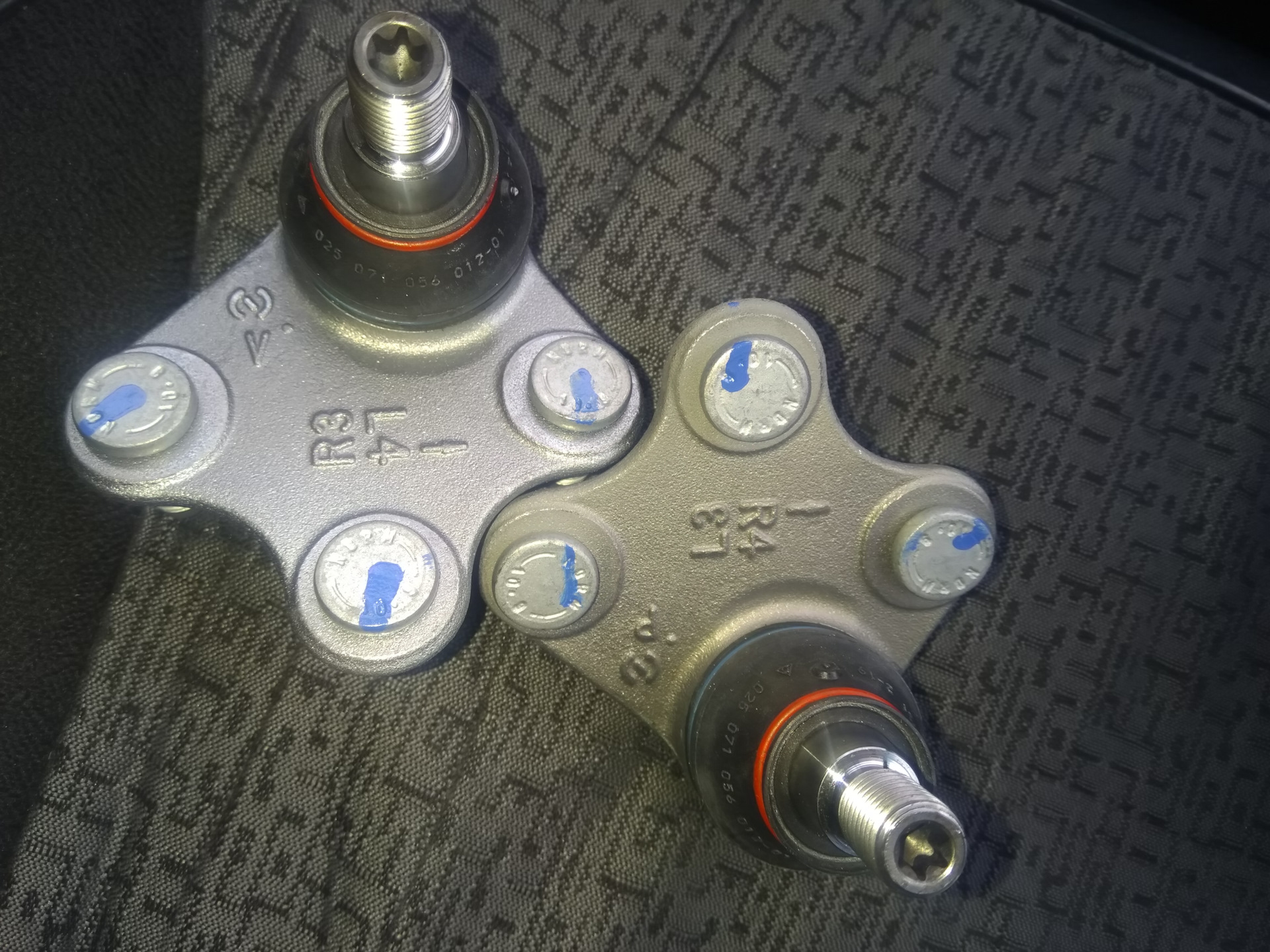 Замена шаровых и рычагов — Volkswagen Polo Sedan, 1,6 л, 2013 года ...