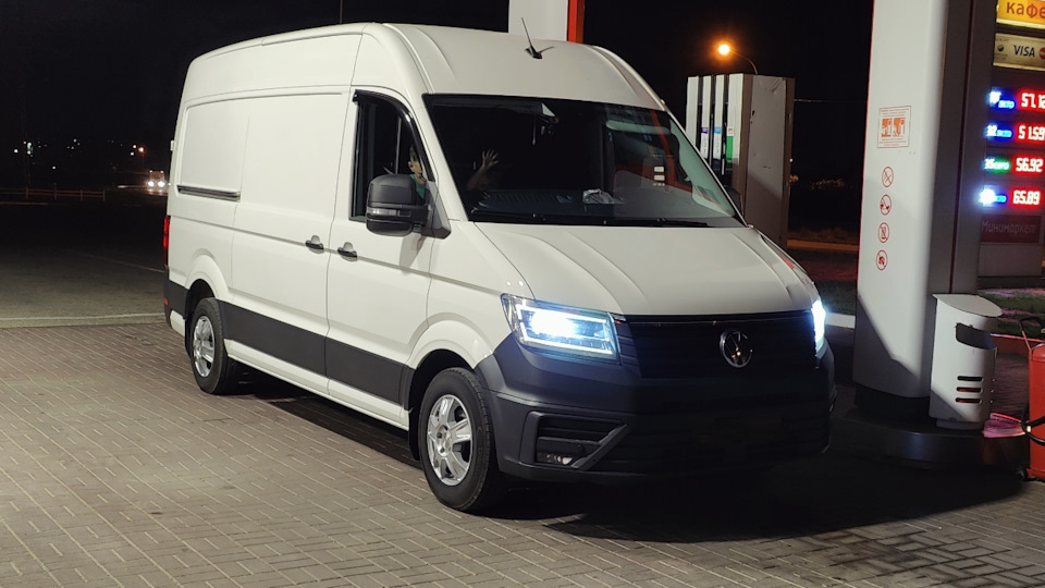 Facelift interior VW Crafter/MAN TGE 2024 — Volkswagen Crafter (2G), 2 ...