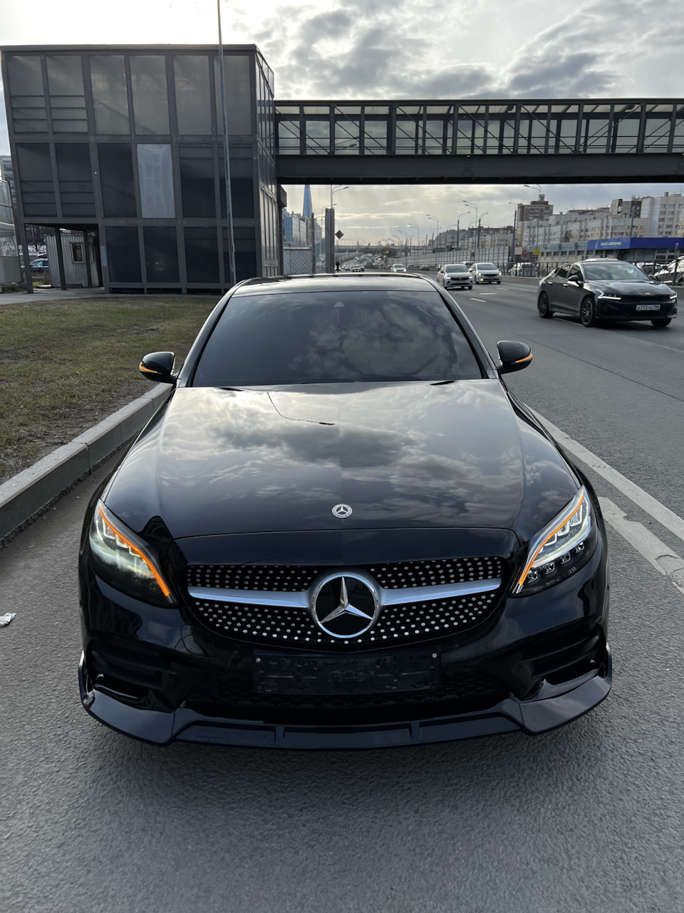 Губа и пленка на фары — Mercedes-Benz C-class (W205), 1,6 л, 2020 года | стайлинг | DRIVE2