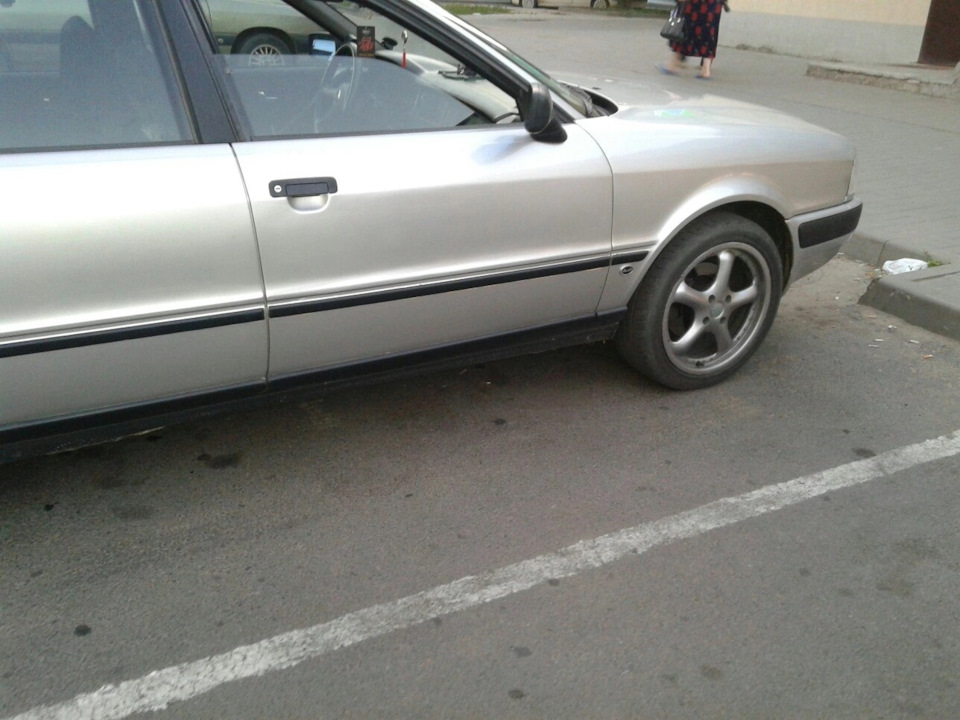 Стук под капотом — Audi 80 B4 2 л 1994 года поломка Drive2
