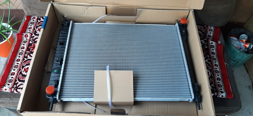 Замена радиатора охлаждения — Chevrolet Captiva (1G), 2,4 л, 2009 года ...