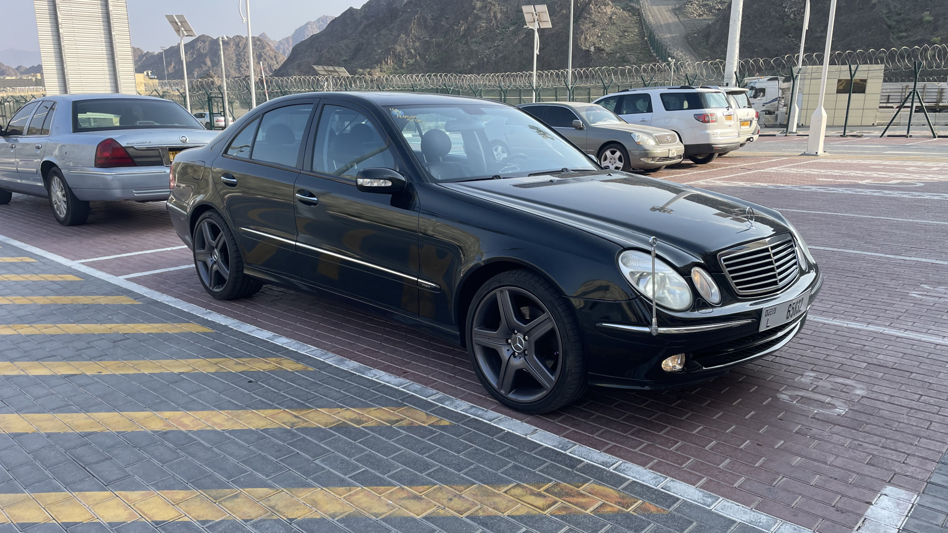 Mercedes-Benz E-Class (W211) 5.0 бензиновый 2004 | V8 и точка. на DRIVE2