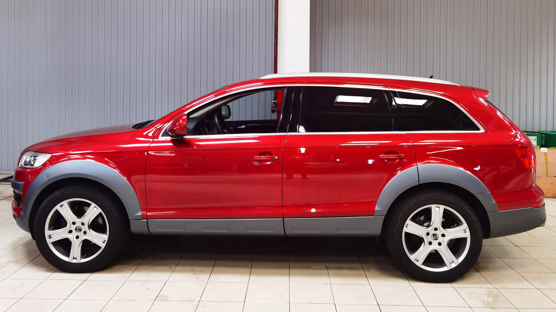 Audi Q7 (1G) 3.0 дизельный 2007 | "RED" на DRIVE2
