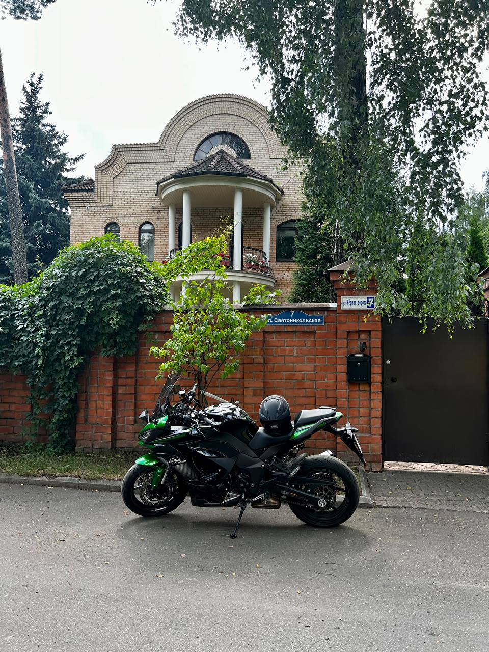 Попал на капусту. Замена тормозных дисков и колодок + ТО 160 000 км ...