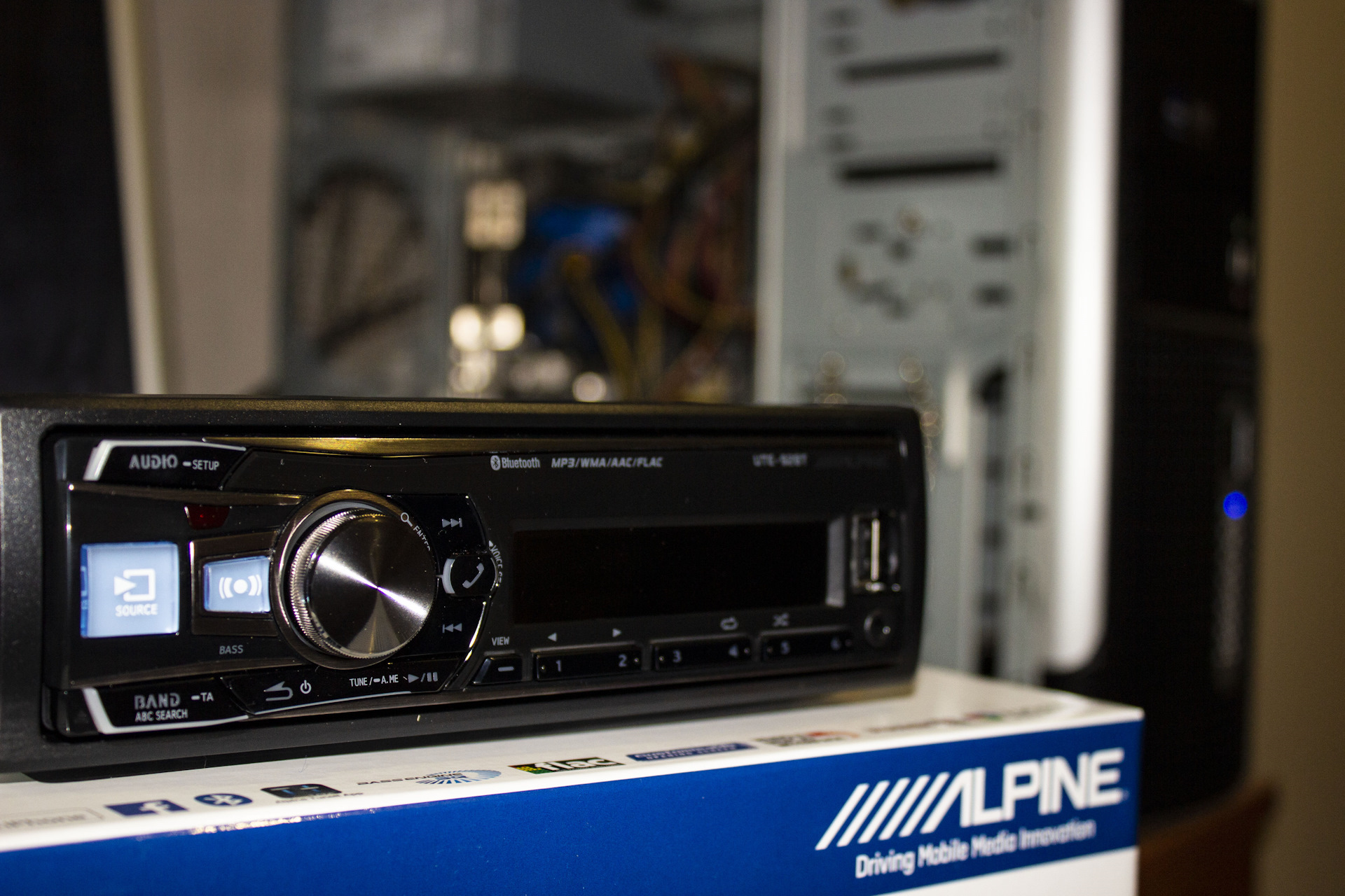 Продам свой Alpine UTE-92BT Новый *Продано* — Mazda Xedos 9, 2,5 л ...