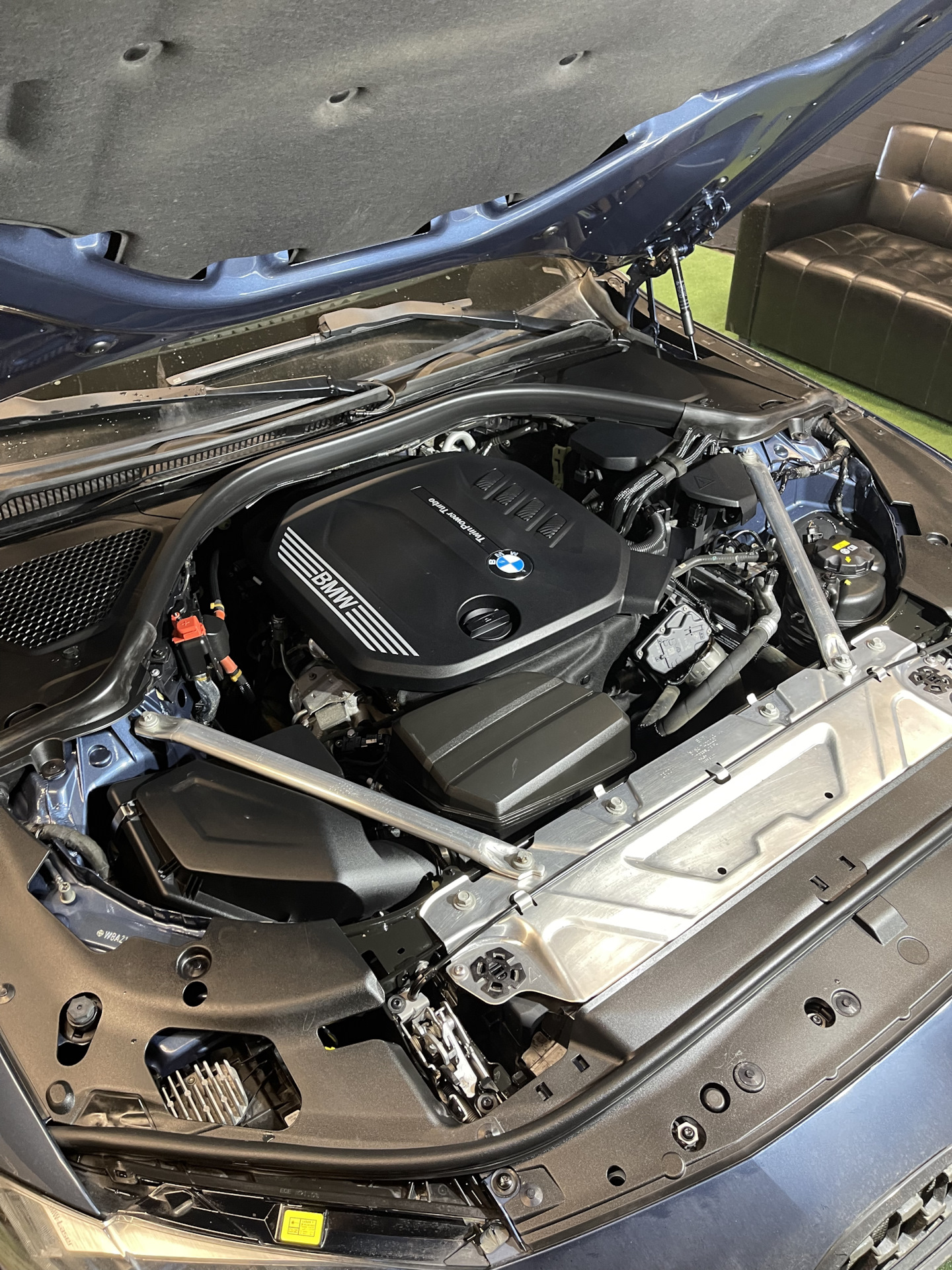 Химчистка подкапотного пространства — BMW 4 series (G22), 2 л, 2020 ...