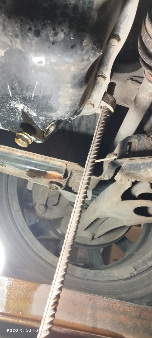 Замена левой подушки мотора и нижней подушки — Mitsubishi Outlander (3G ...