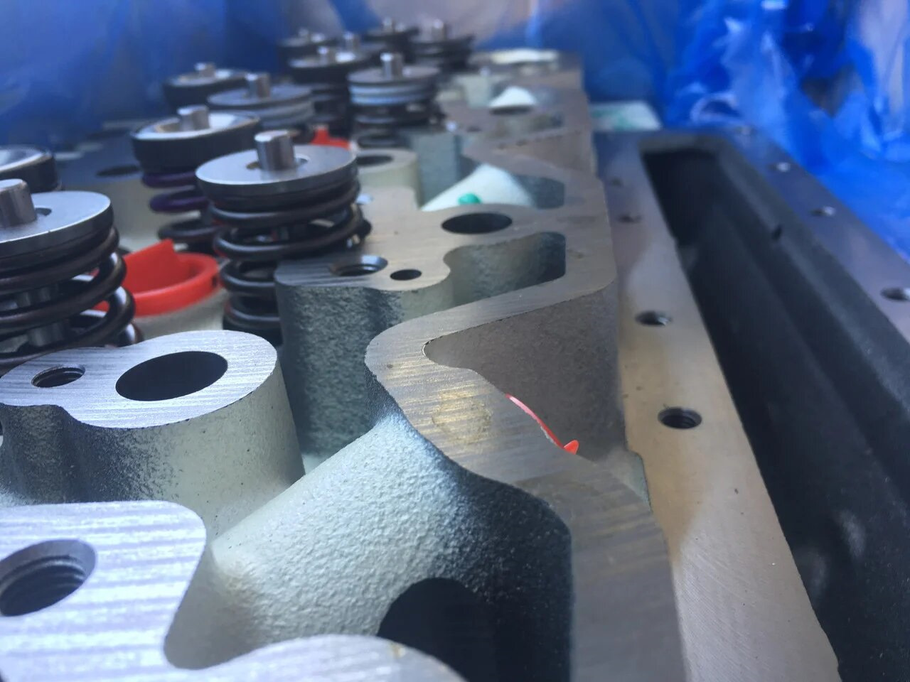 ГБЦ на двигатель Cummins QSL 3.9 на Hyundai R-360LC-7A, HL-770-7A код ...