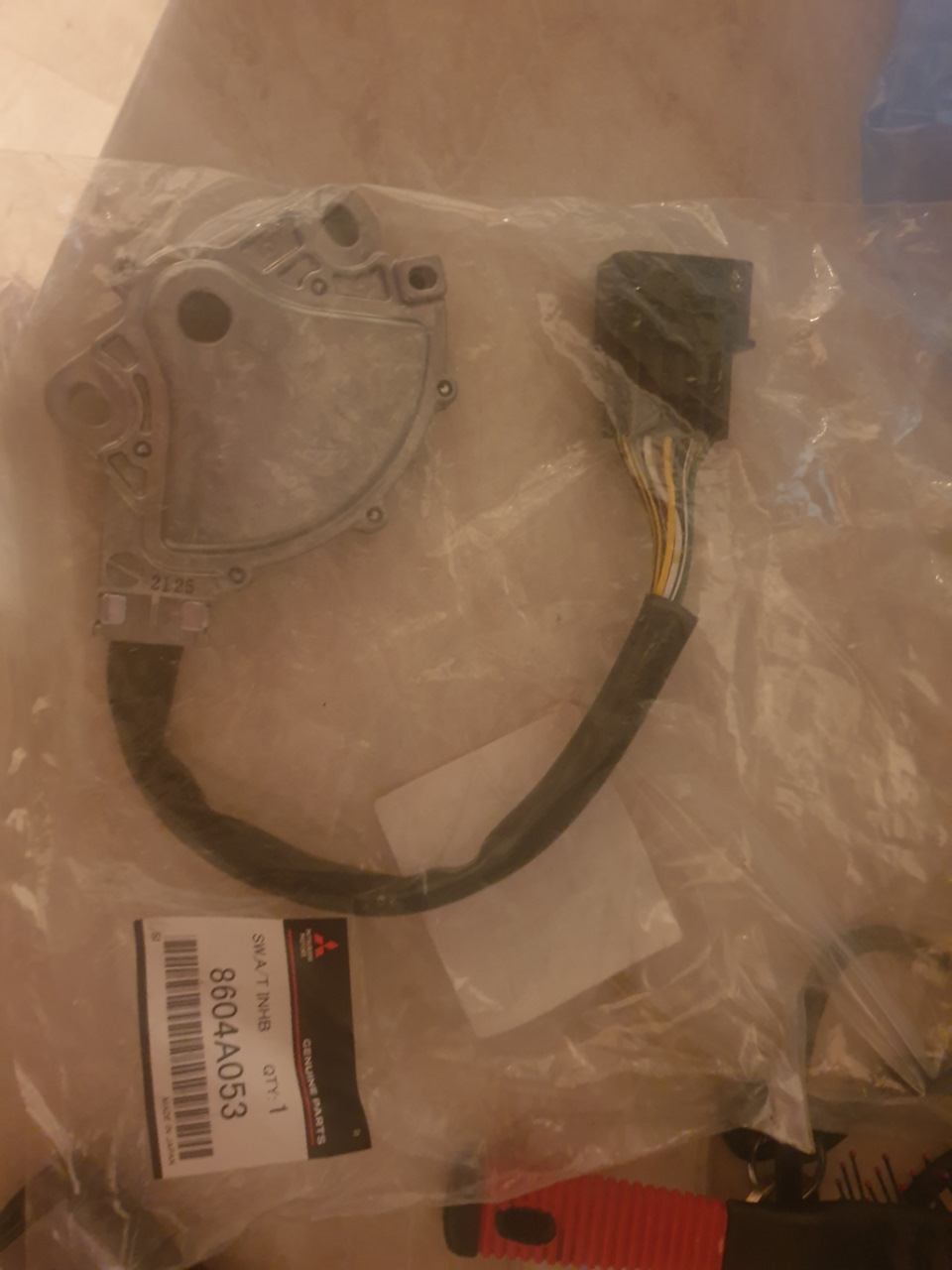 8604A053 Переключатель положения рычага акпп Mitsubishi | Запчасти на ...