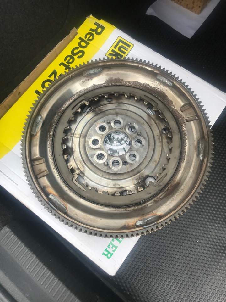 415084409 Масляный фильтр LUK | Запчасти на DRIVE2