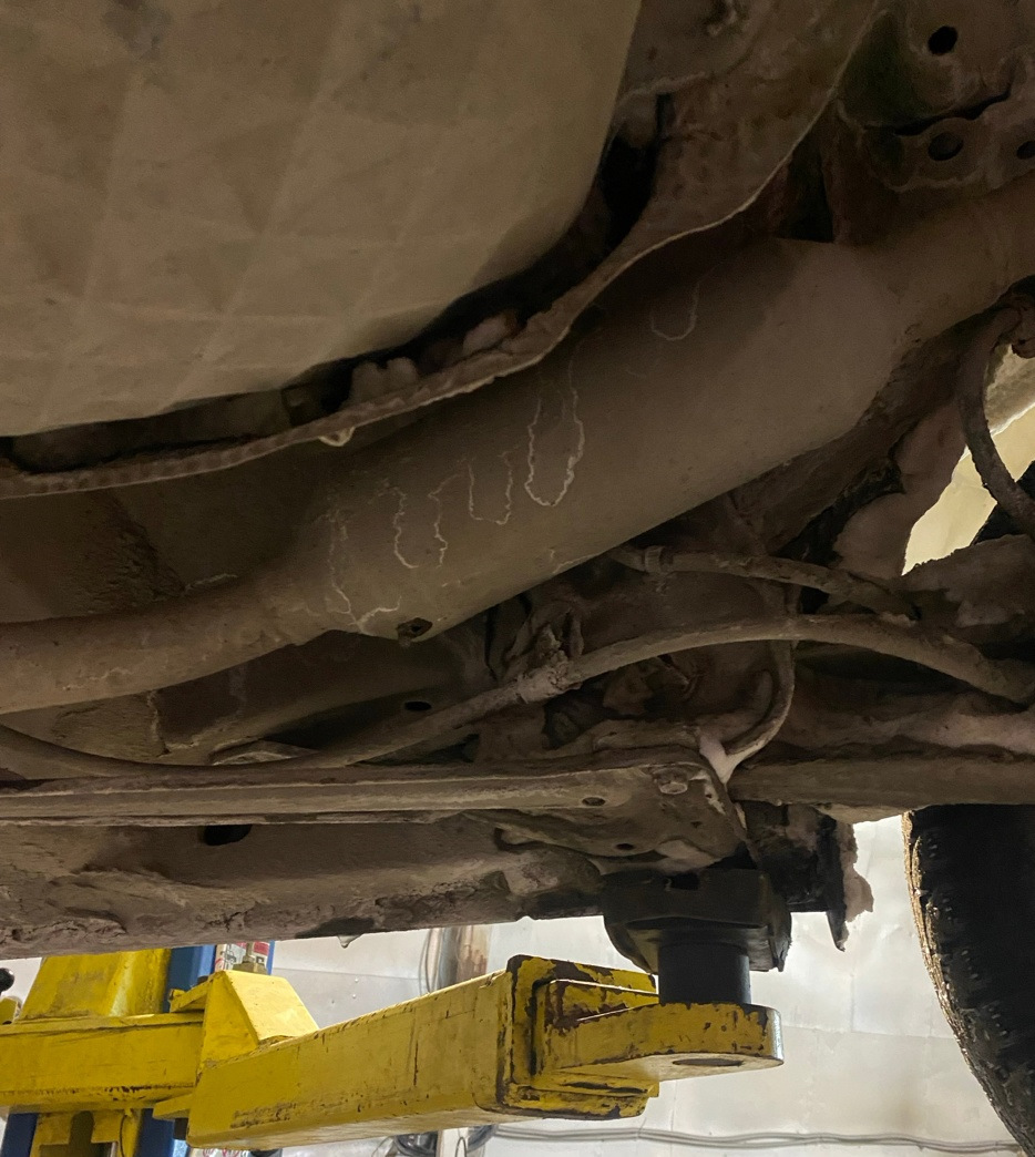 Масло ДВС, дошиповка шин, дырка в выхлопной трубе — Toyota Passo (3G ...