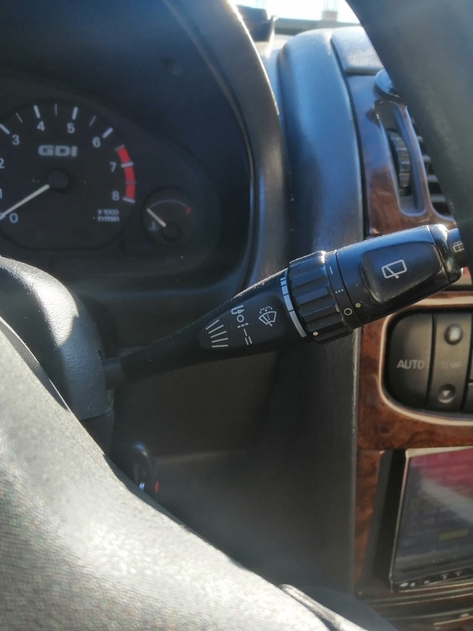 переключатель подрулевого стеклоочистителя дворников — Mitsubishi ...