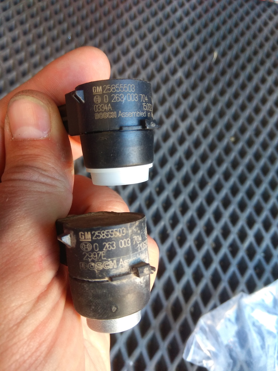 25855503 Сенсор парковочный серебро (Sblade silver) GM | Запчасти на DRIVE2