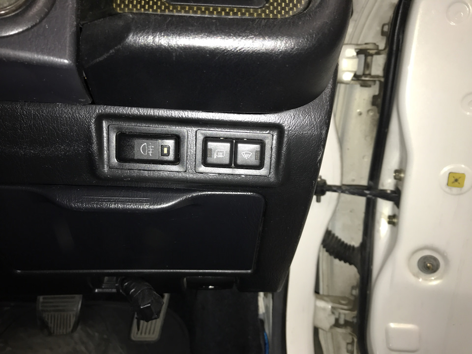 Обогрев Зеркал зоны дворников — Toyota Chaser (100), 2,5 л, 2000 года ...
