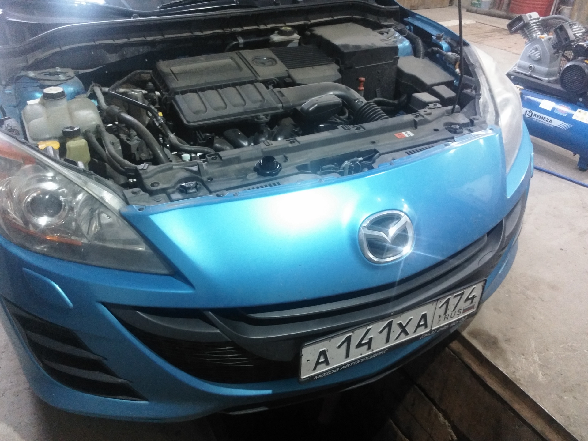 Замена роликов и приводного ремня, чистка заслонки. — Mazda 3 (2G) BL ...