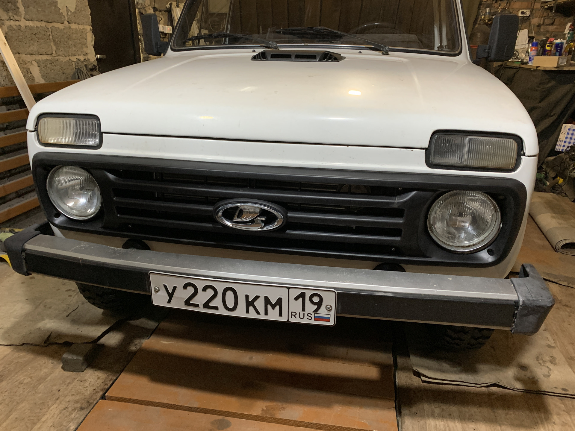 Новая решетка радиатора от нивы Урбан — Lada 4x4 3D, 1,7 л, 1997 года ...
