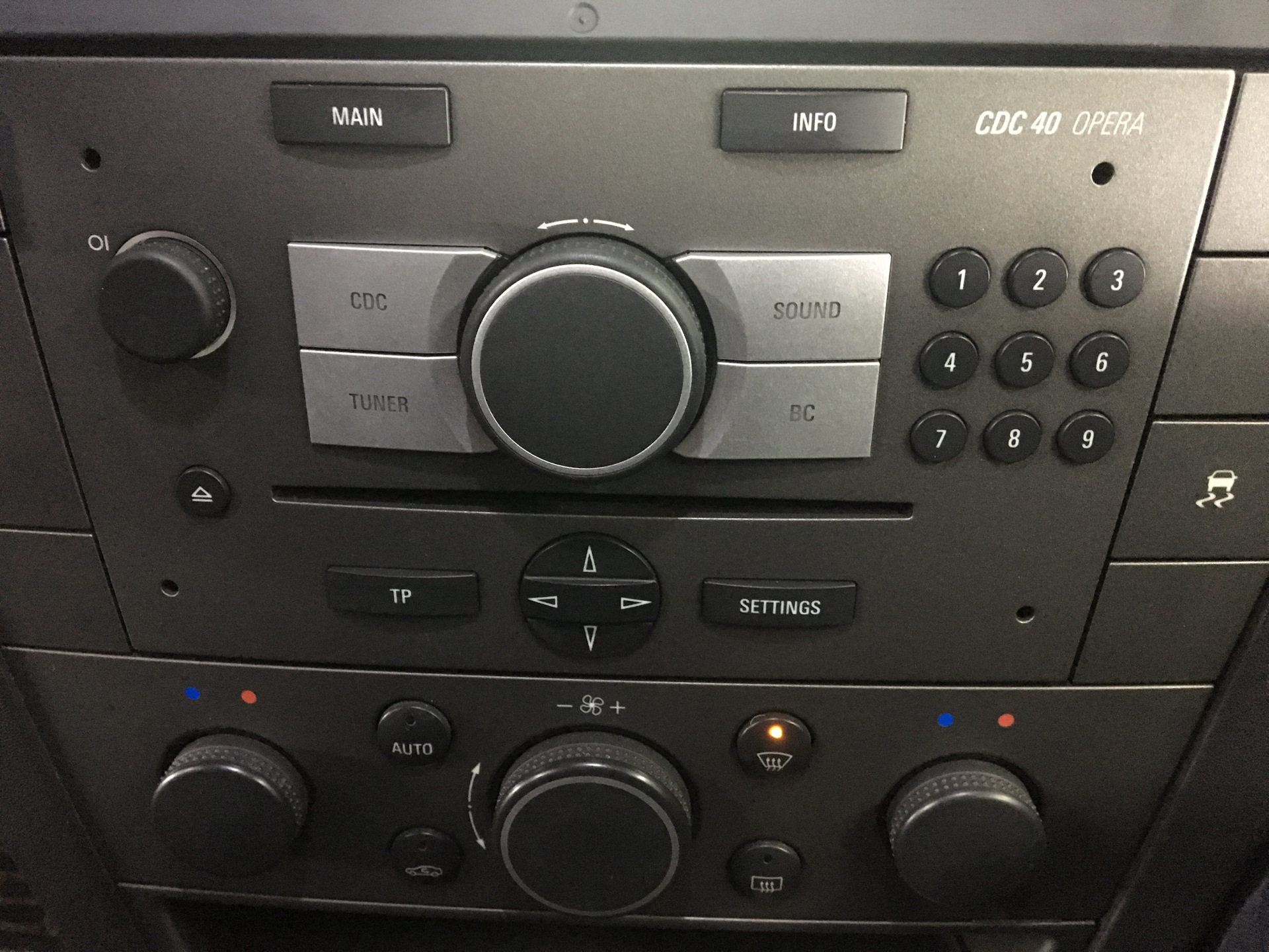 CD40 opera на своём месте. — Opel Vectra C, 2,2 л, 2006 года | автозвук ...