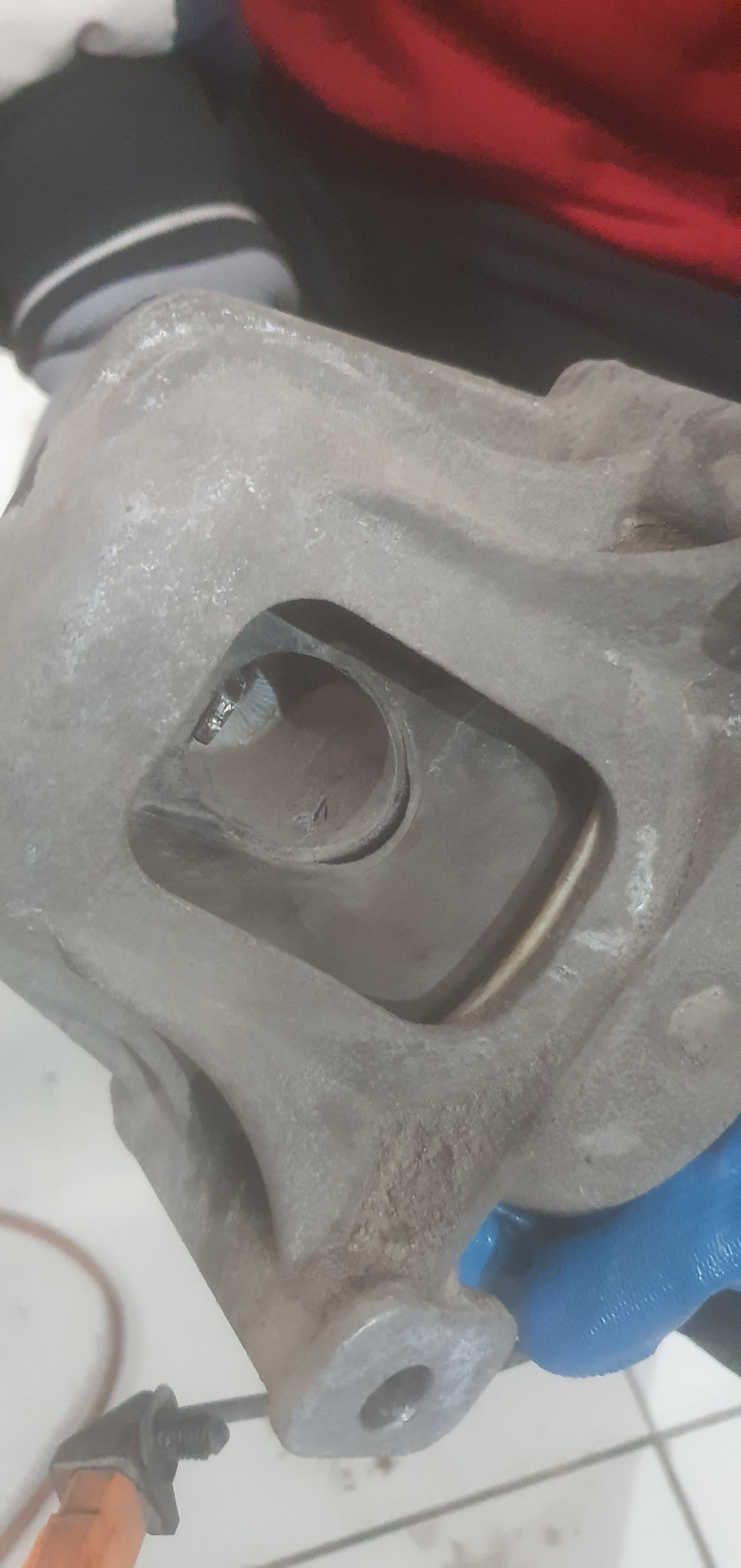 Замена опор двигателя — Audi A5 (1G), 1,8 л, 2008 года | запчасти | DRIVE2