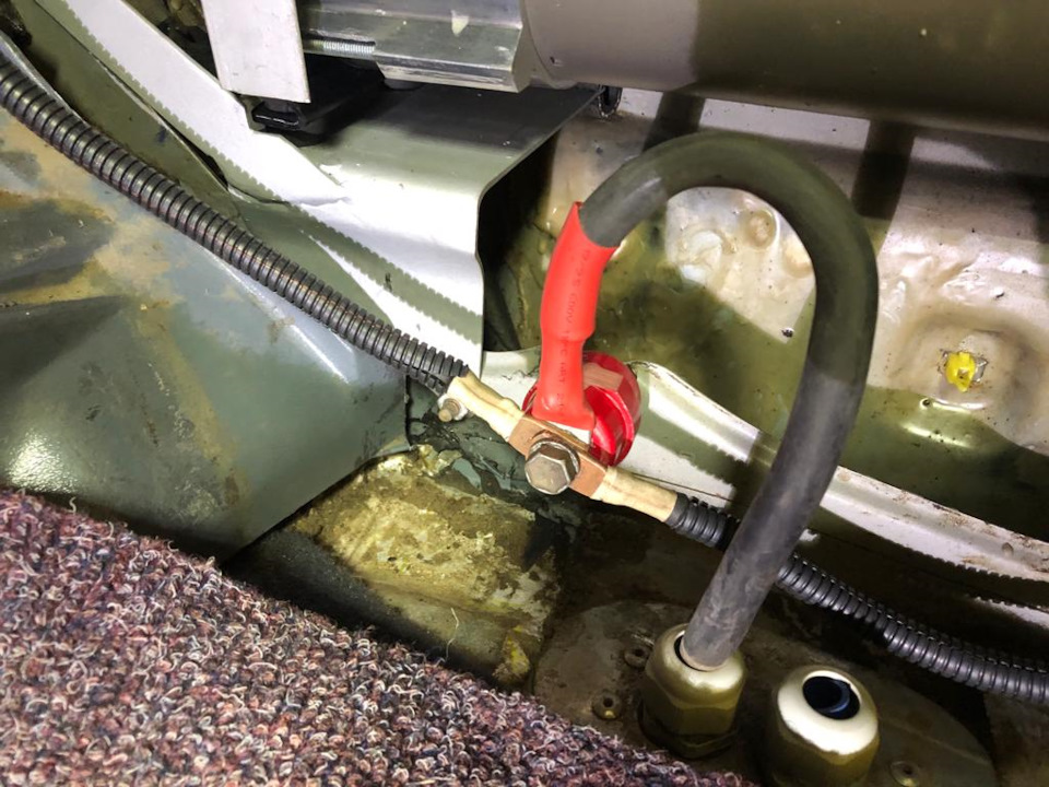 Беркут R24 х 2 в крыло (очередная пневмосистема) — Toyota Land Cruiser ...