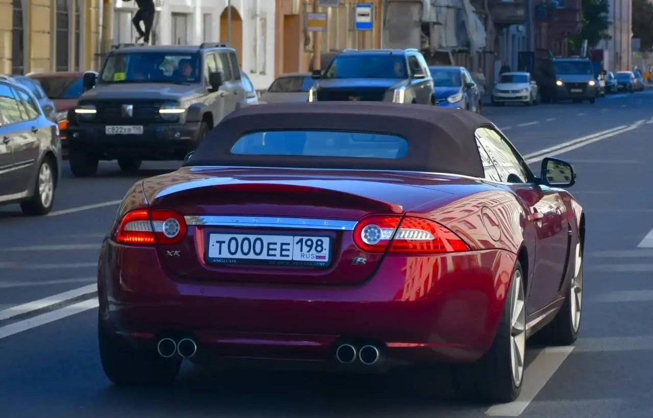 Яг XKR Convertible. Борьба с перкоструем задних арок 🐱 — Jaguar XKR ...