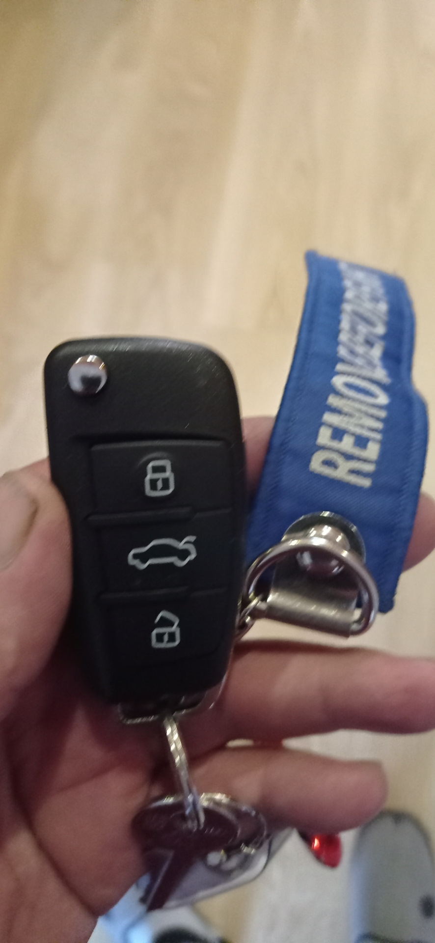 Ключ зажигания с чипом и ПДУ в стиле Ауди REDKEY — Datsun on-Do, 1,6 л ...