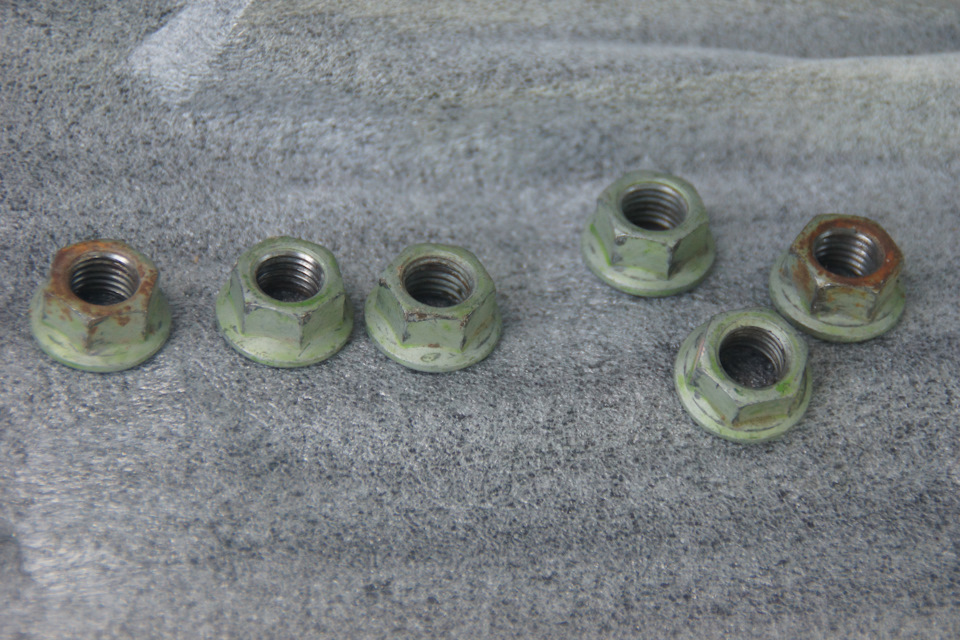 Снял задний бампер. — Subaru Forester (SH), 2 л, 2012 года | своими ...