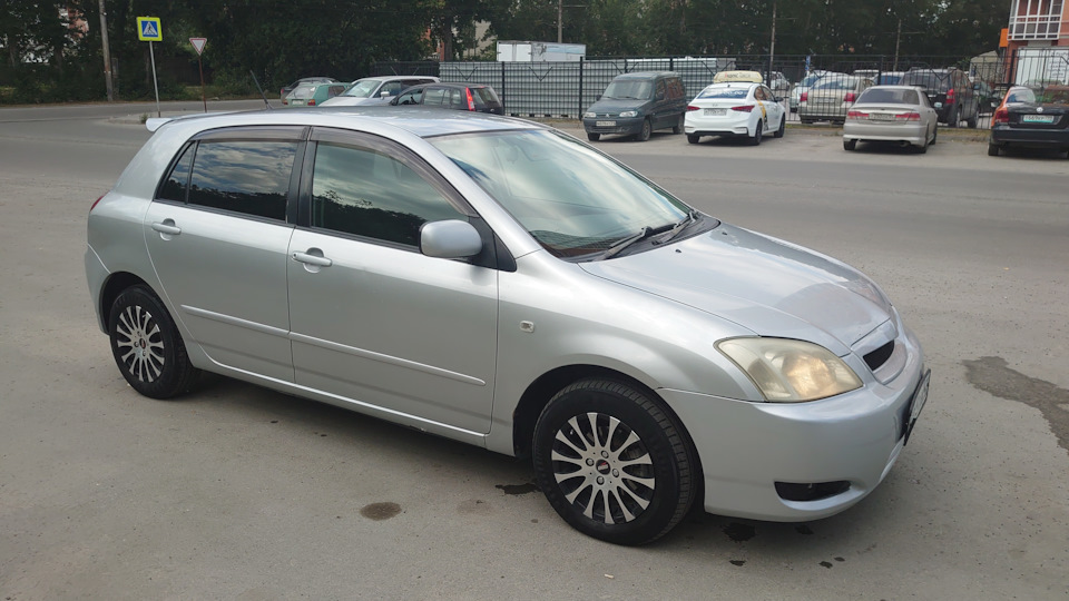 Toyota Corolla RunX 1.5 бензиновый 2003 | на DRIVE2