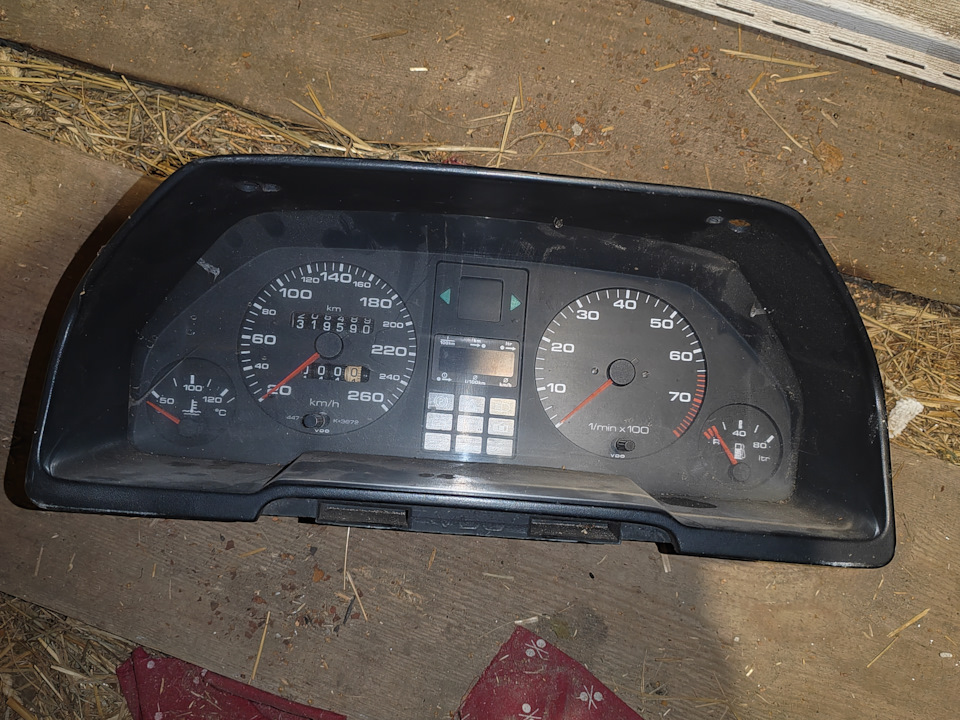 Щиток приборов ауди 200 на Audi 100 (C3), Audi 100 Avant (C3), Audi 200 ...