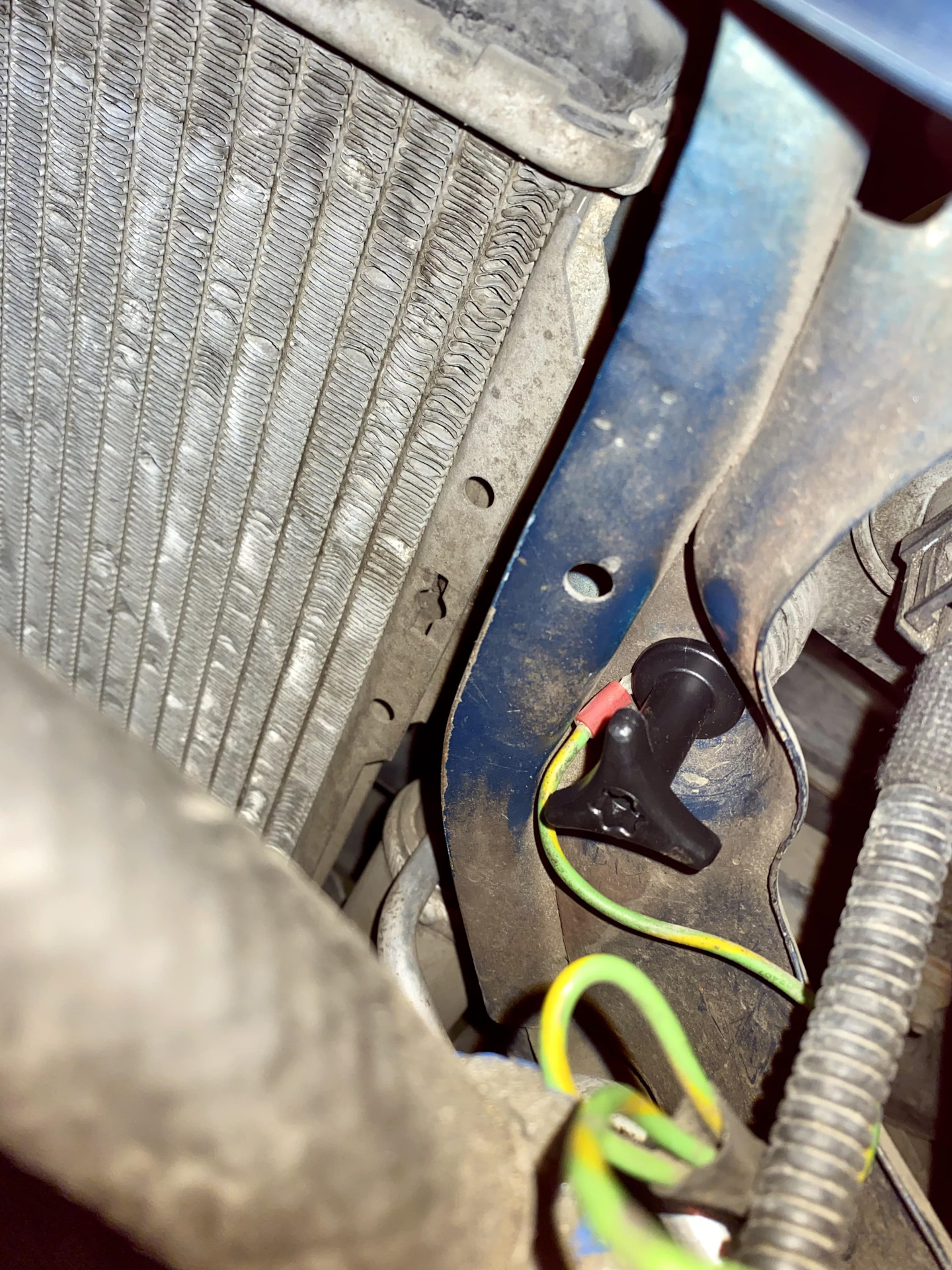 Замена болтов крепления — Chevrolet Lacetti Sedan, 1,6 л, 2008 года ...