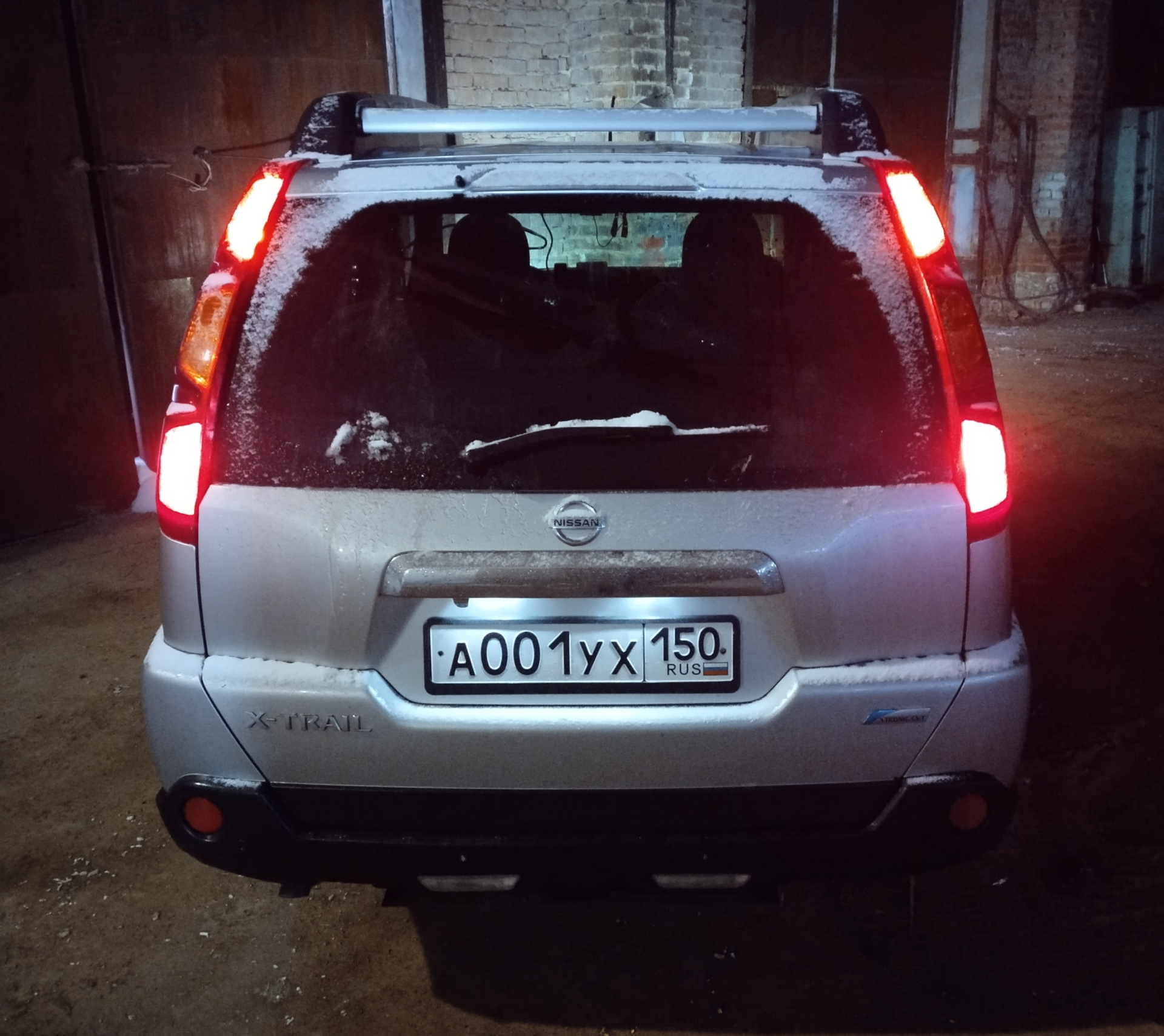 Задние фонари доработаны — Nissan X-Trail II (t31), 2 л, 2010 года ...