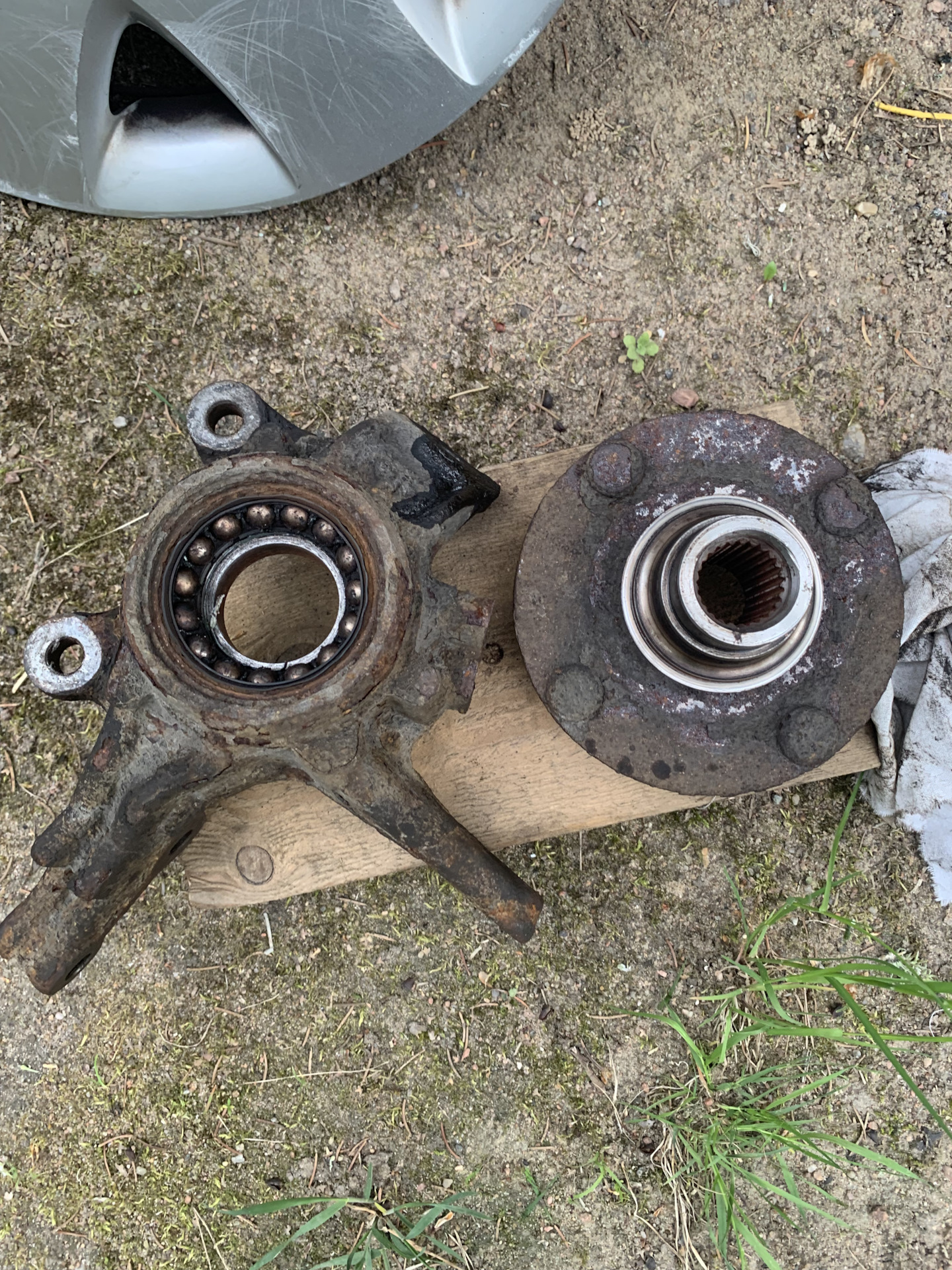 Замена ступичного подшипника, свечей зажигания — Nissan Almera II (N16 ...