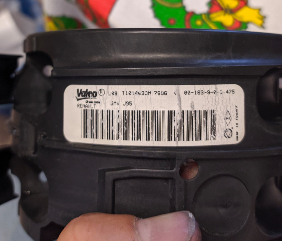 Замена щёток вентилятора печки или всё проще, чем казалось. — Renault ...