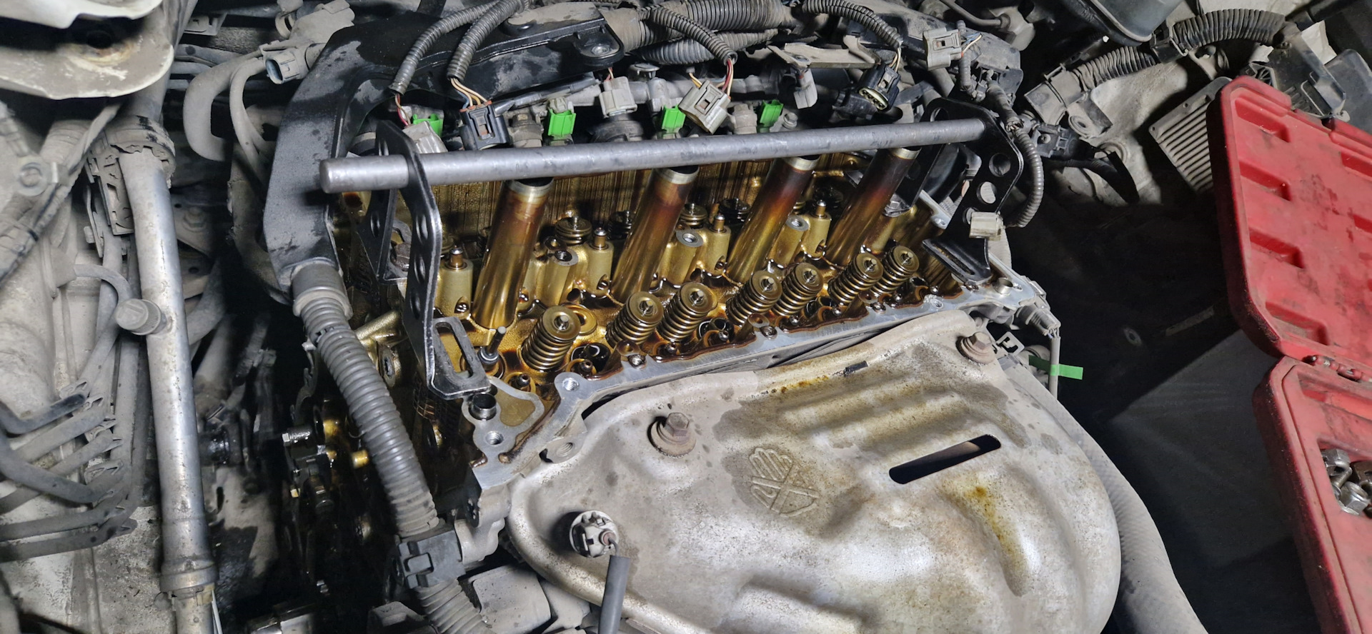 Замена муфты vvti, раскокс и маслоки — Toyota Camry (XV50), 2,5 л, 2011 ...