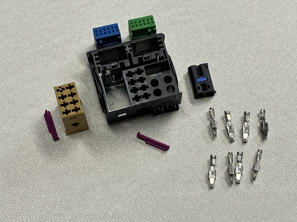 Фотография «Quadlock gen2 for PCM 3.0»