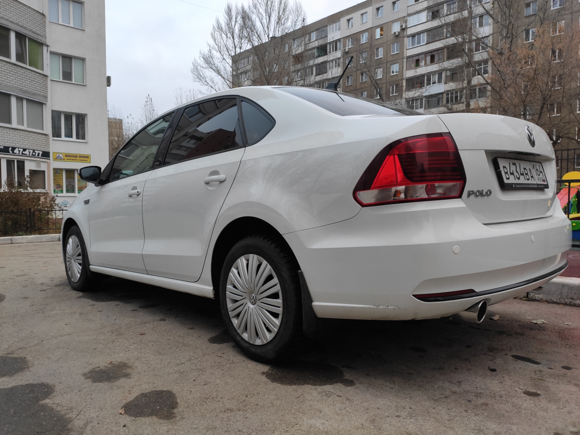 Насадка на глушитель дубль 2 — Volkswagen Polo Sedan, 1,6 л, 2017 года ...