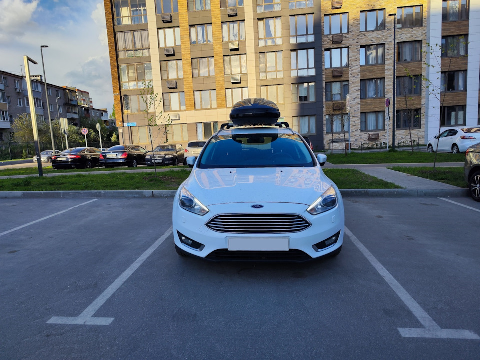 Фото как выглядит Thule Motion XL 800 на ФФ3 — Ford Focus Wagon III, 1 ...