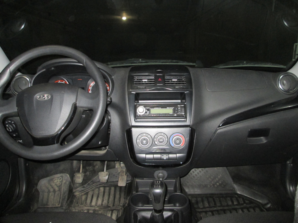 #27 Колонки в передние двери и Шумка дверей и УРАЛ RCD/MP3-171SA в ...