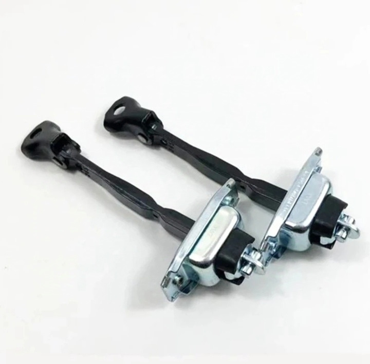 #39 Ограничитель передней двери! — Toyota Voxy (3G), 1,8 л, 2014 года ...