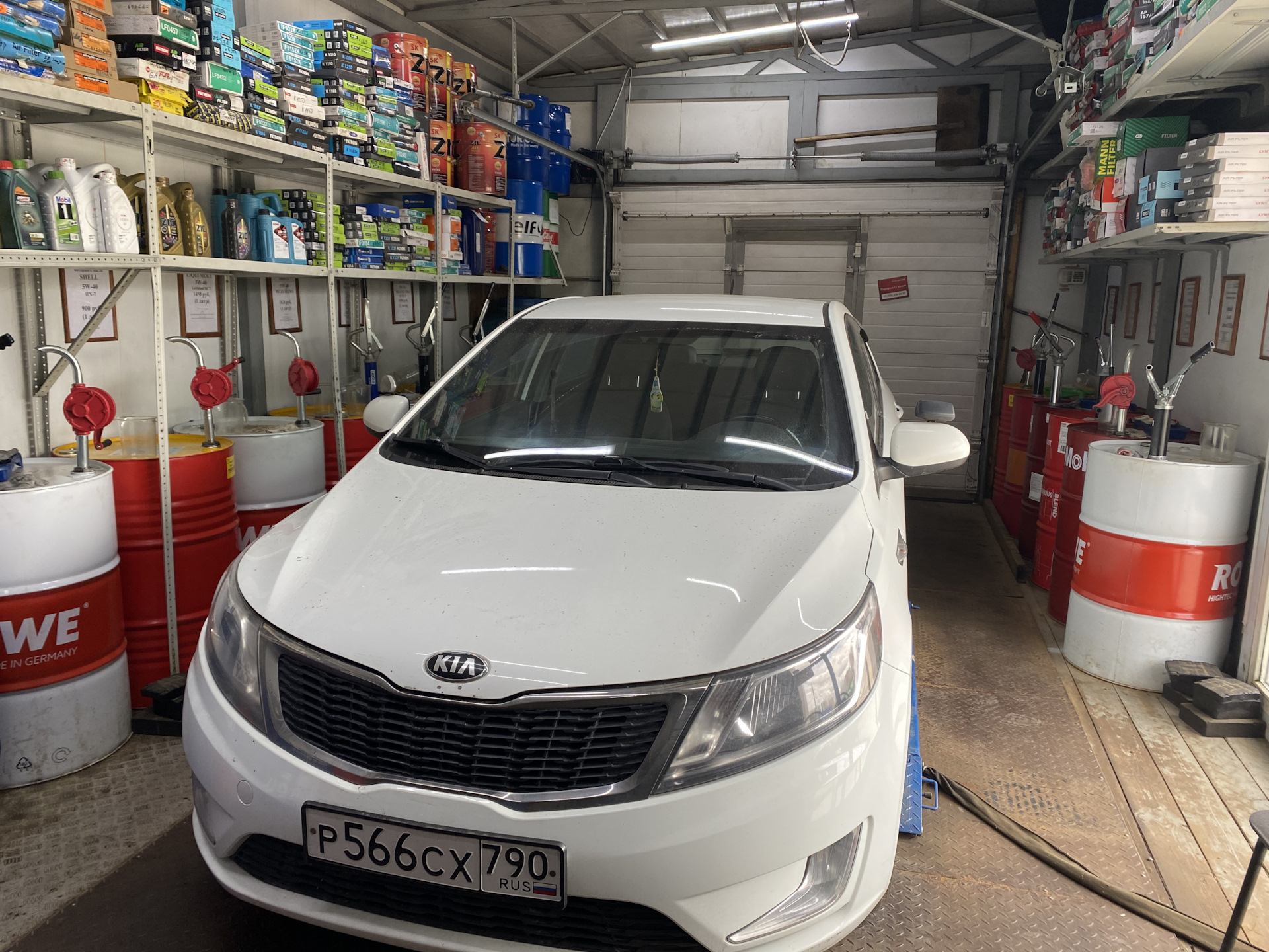 Замена масла — KIA Rio (3G), 1,6 л, 2015 года | плановое ТО | DRIVE2