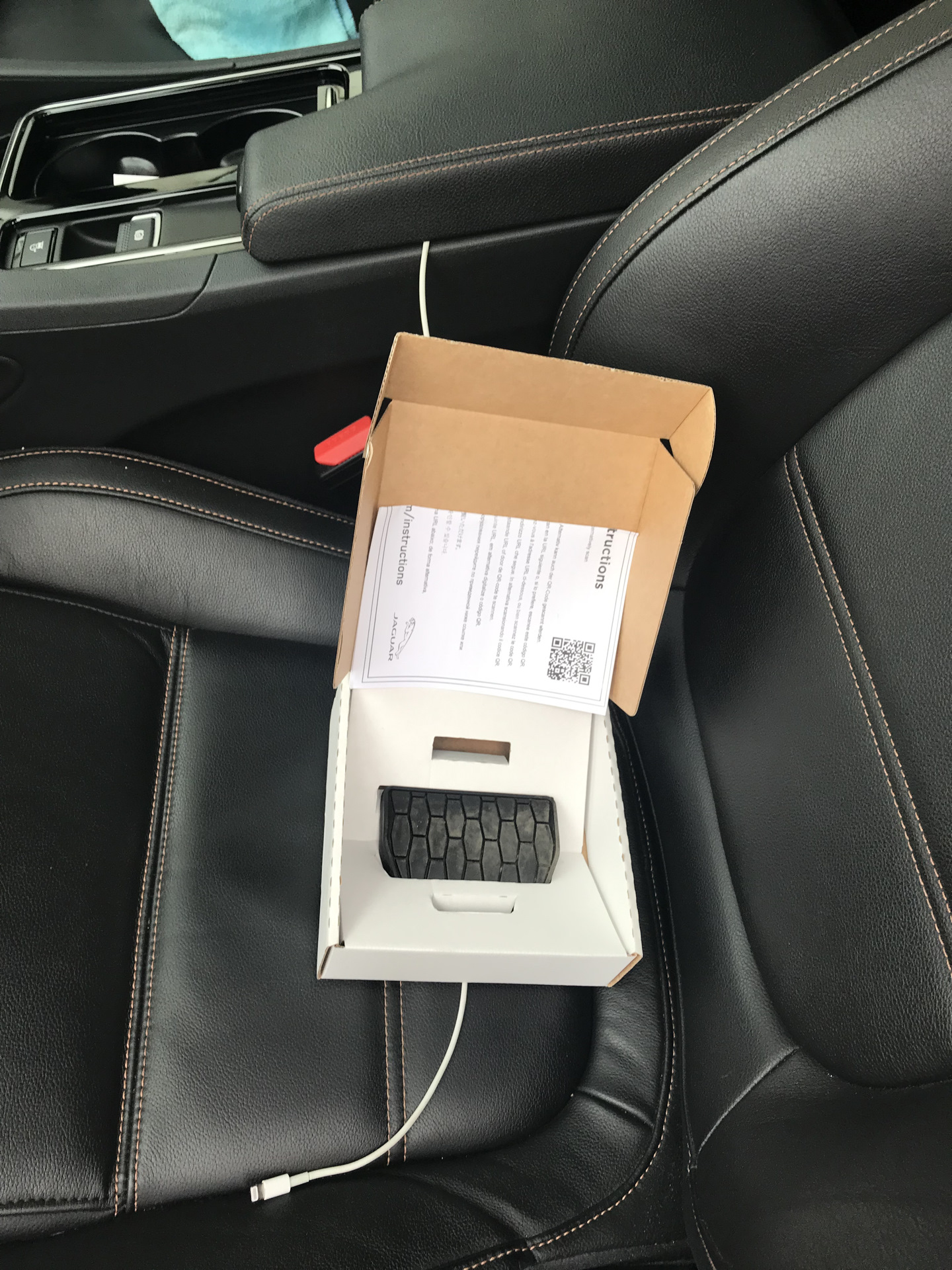 Накладки на педальки😂🔥 — Jaguar F-Pace, 2 л, 2018 года | просто так ...