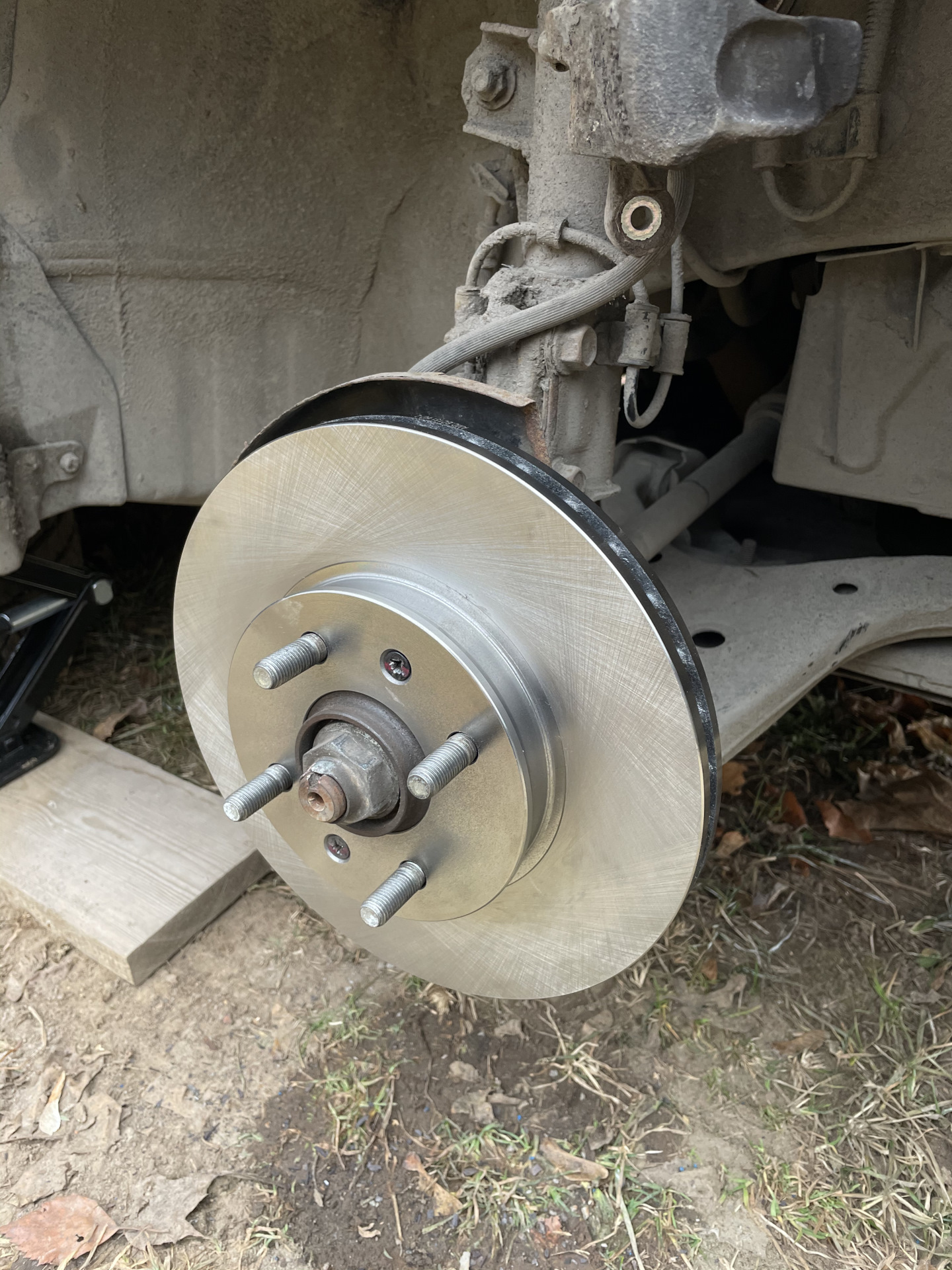 Обслуживание тормозной системы — KIA Rio (2G), 1,4 л, 2011 года ...