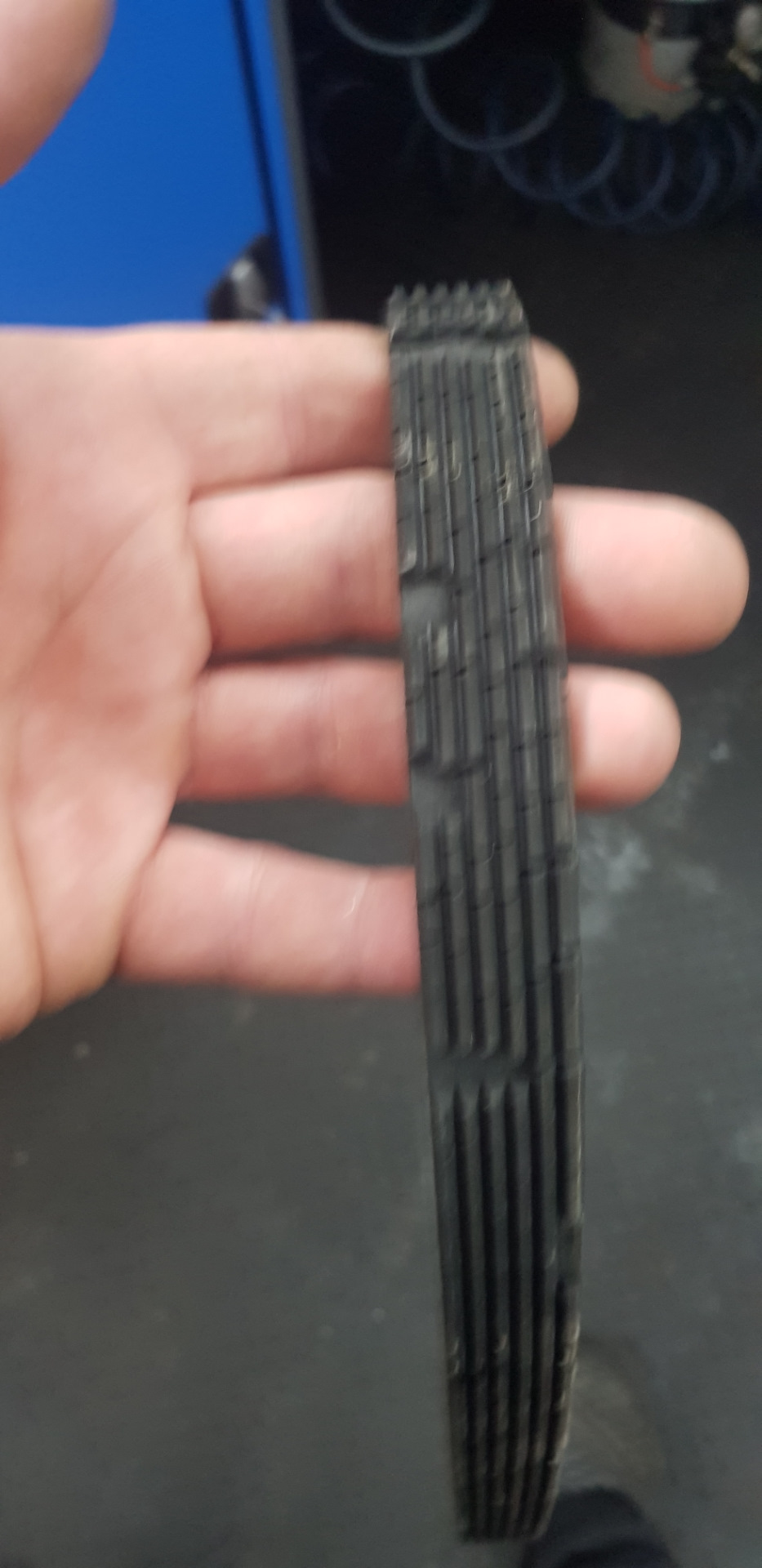 Замена ремня, натяжителя, радиатора кондиционера и замена антифриза с ...